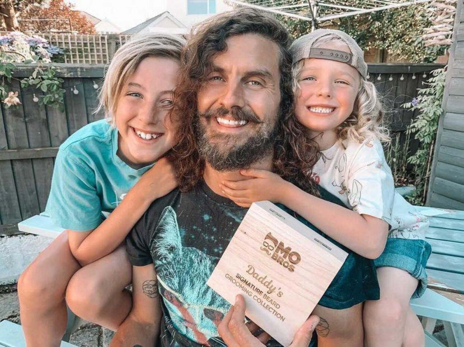 Mo Bro's Wooden Signature Beard Grooming & Care Gift Kit - Etsy