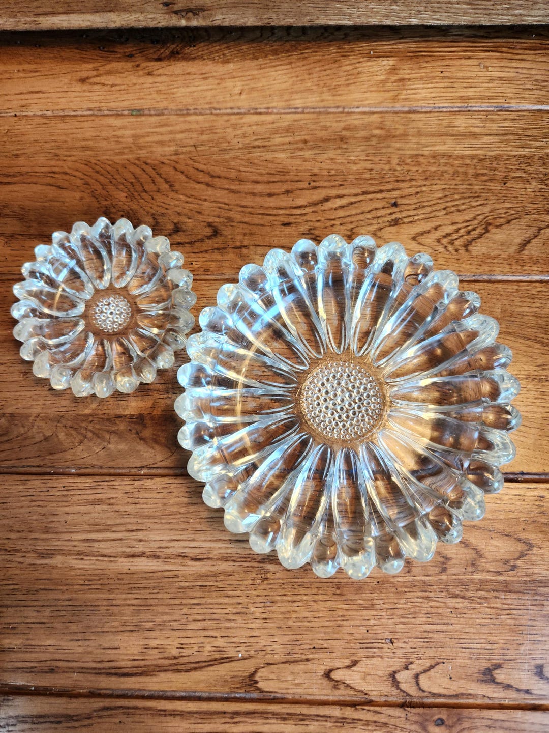 Vintage Glass Daisy Tray Set | Set of Two Trinket Trays | Key Tray ...