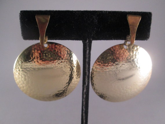 Mid Century Modern Dangle Concave Disc 2" Clip On Dan… - Gem