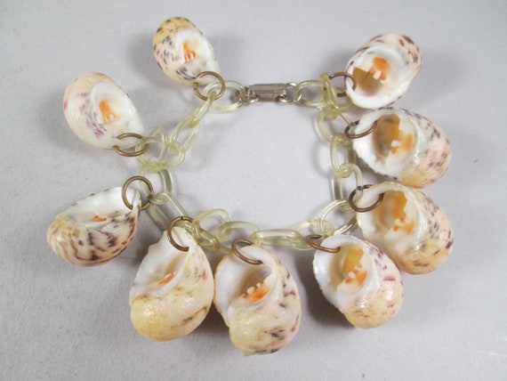 Vintage 1930s CELLULOID Shell Necklace & Bracelet. R… - Gem