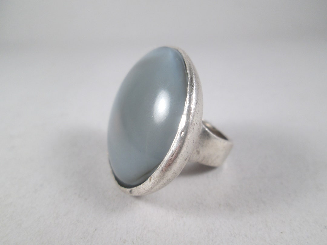 METAL POINTUS Huge Glass Cab Ring. Cast Electro-plate Silver Setting ...