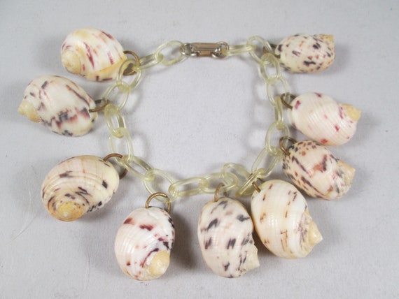 Vintage 1930s CELLULOID Shell Necklace & Bracelet. R… - Gem