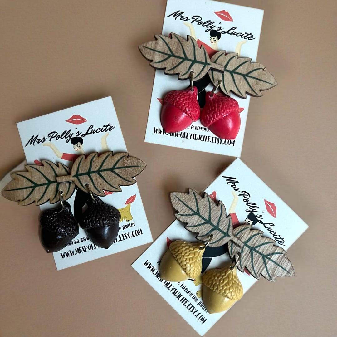 Double Wood Acorn Brooch, Resin Brooch, Wood Brooch, Vintage Bakelite ...