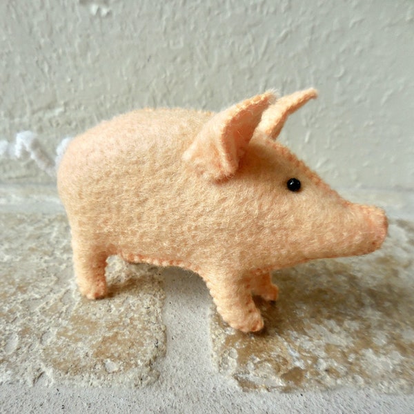 Felt Pig - Etsy