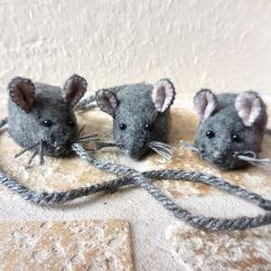 Small Stuffed Mouse, Miniature Felt Mouse, Gift, Pincushion, Soft Toy ...