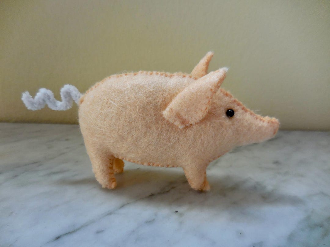 Small Stuffed Pig, Handmade Miniature Pig, Felt Farm Animal - Etsy