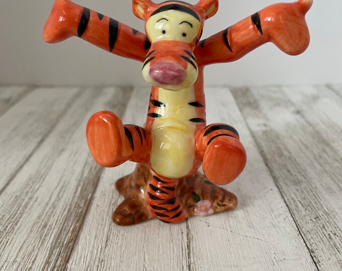 Disney Winnie the Pooh TIGGER Tree Stump - Etsy