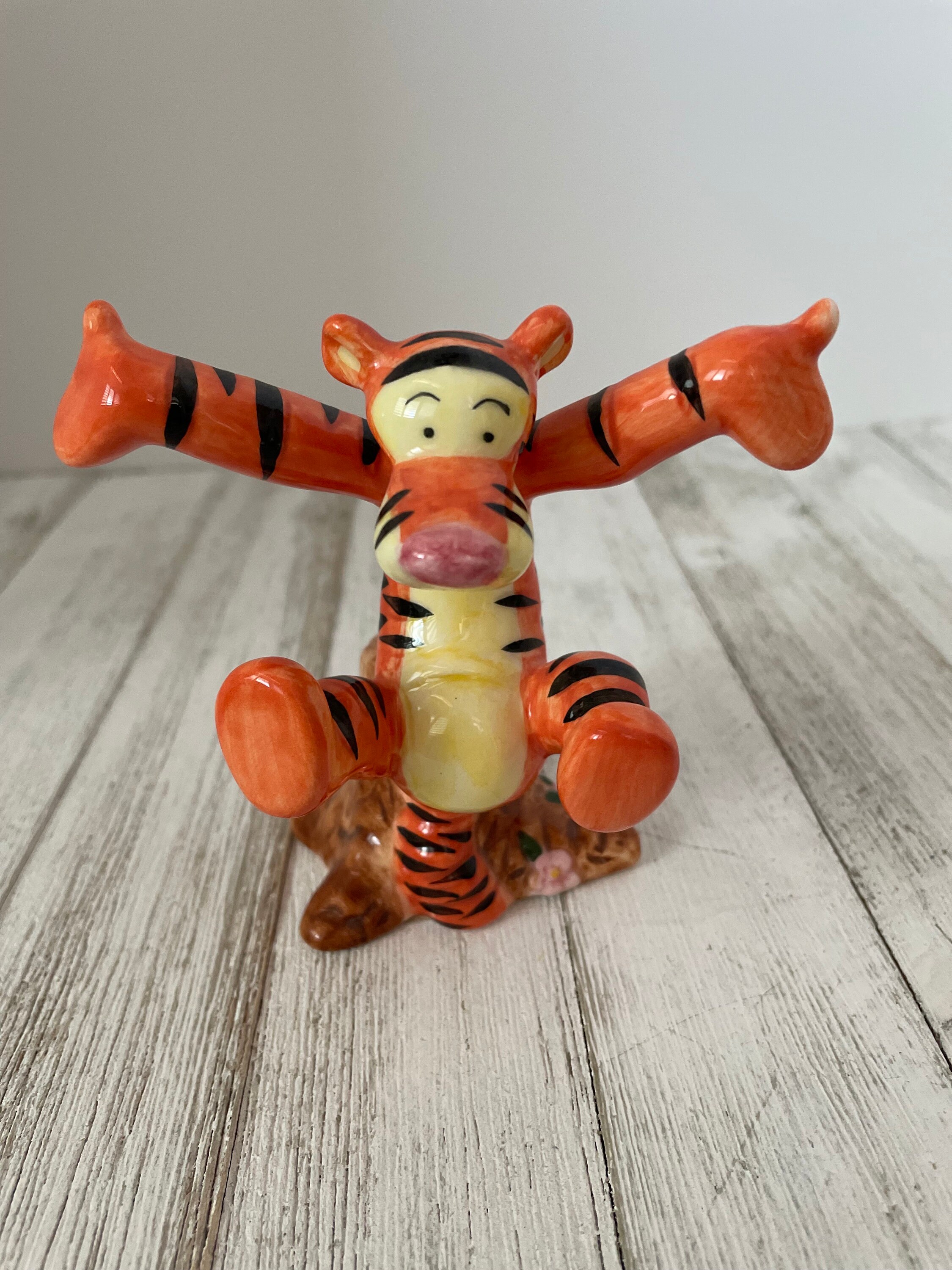 Disney Winnie the Pooh TIGGER Tree Stump - Etsy