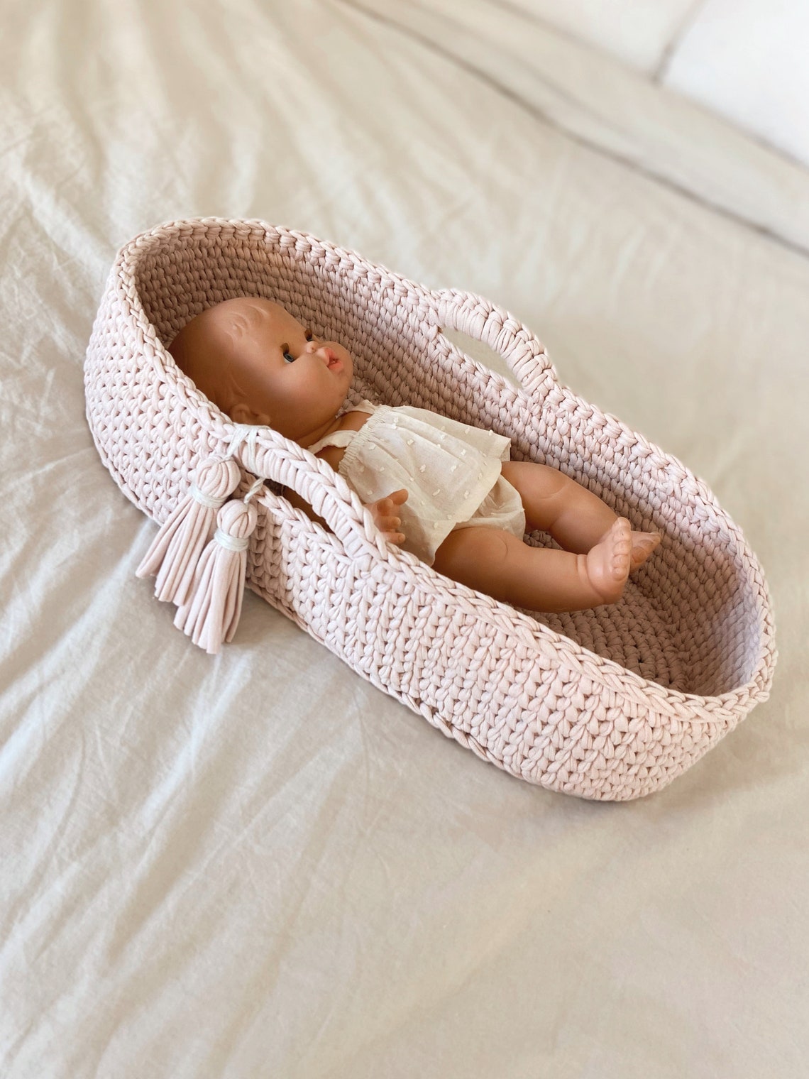 CROCHET PATTERN: Doll Moses Basket Crochet Pattern, Baby Moses Basket ...