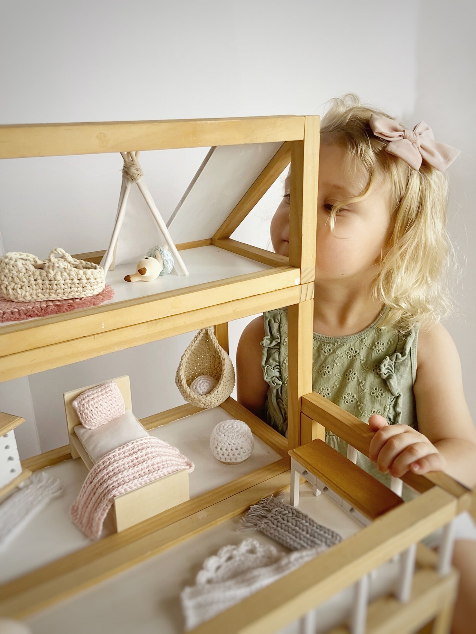 CROCHET Pattern: Modern Miniature Crochet Doll House Accessories ...