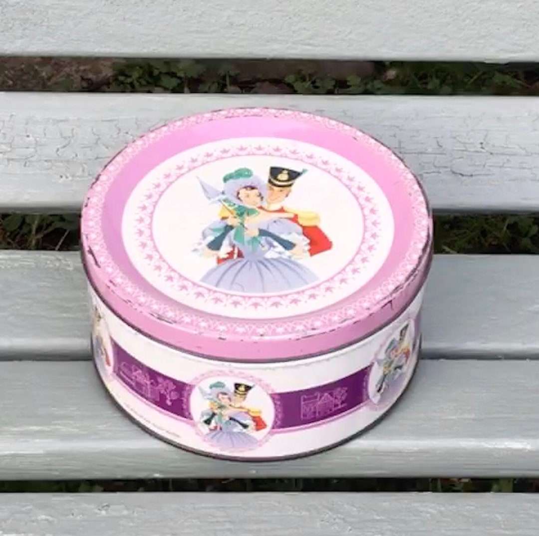 Vintage Mackintoshs Quality Street Tin Box - Etsy UK