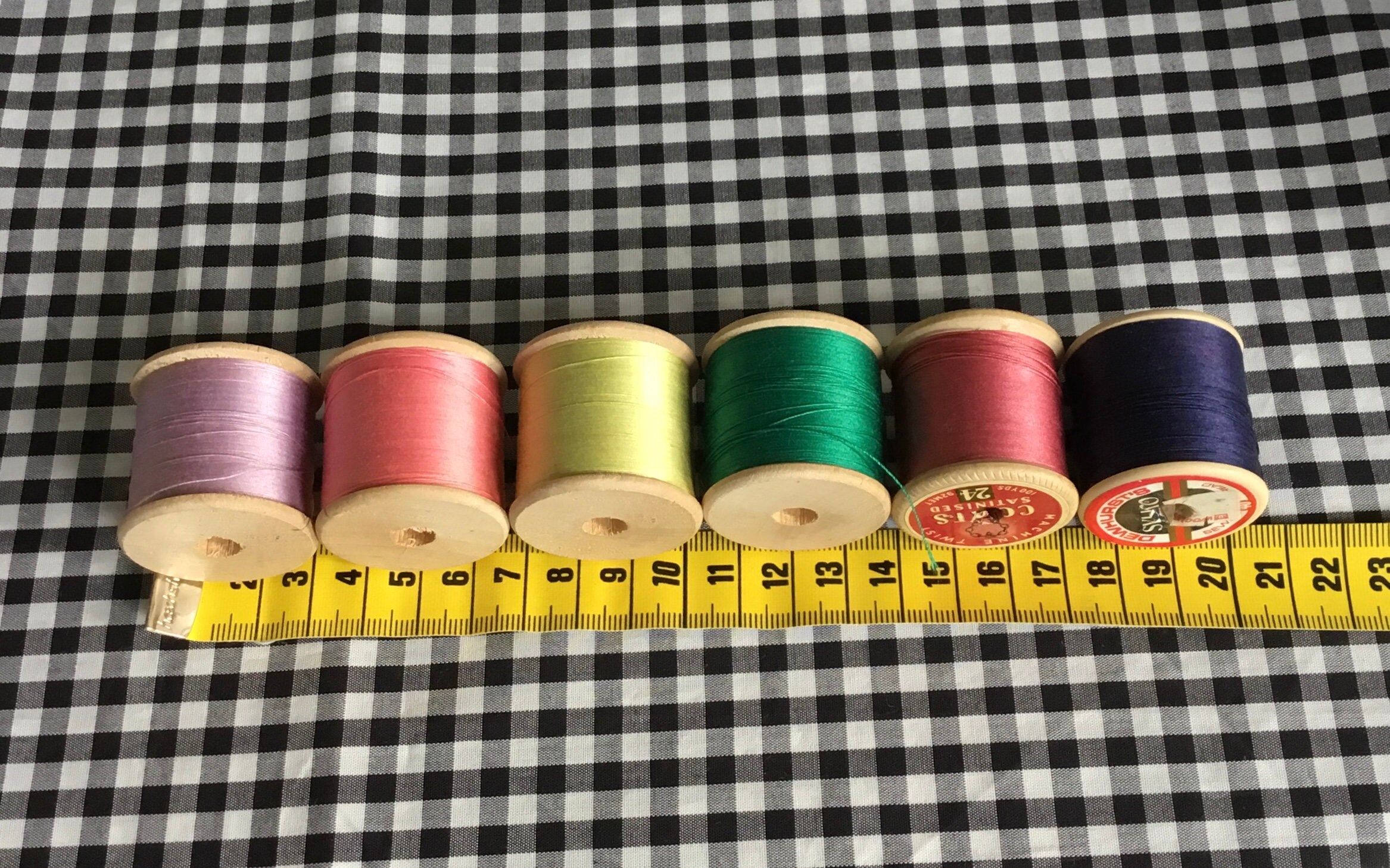 Selection of Vintage Threads | Etsy
