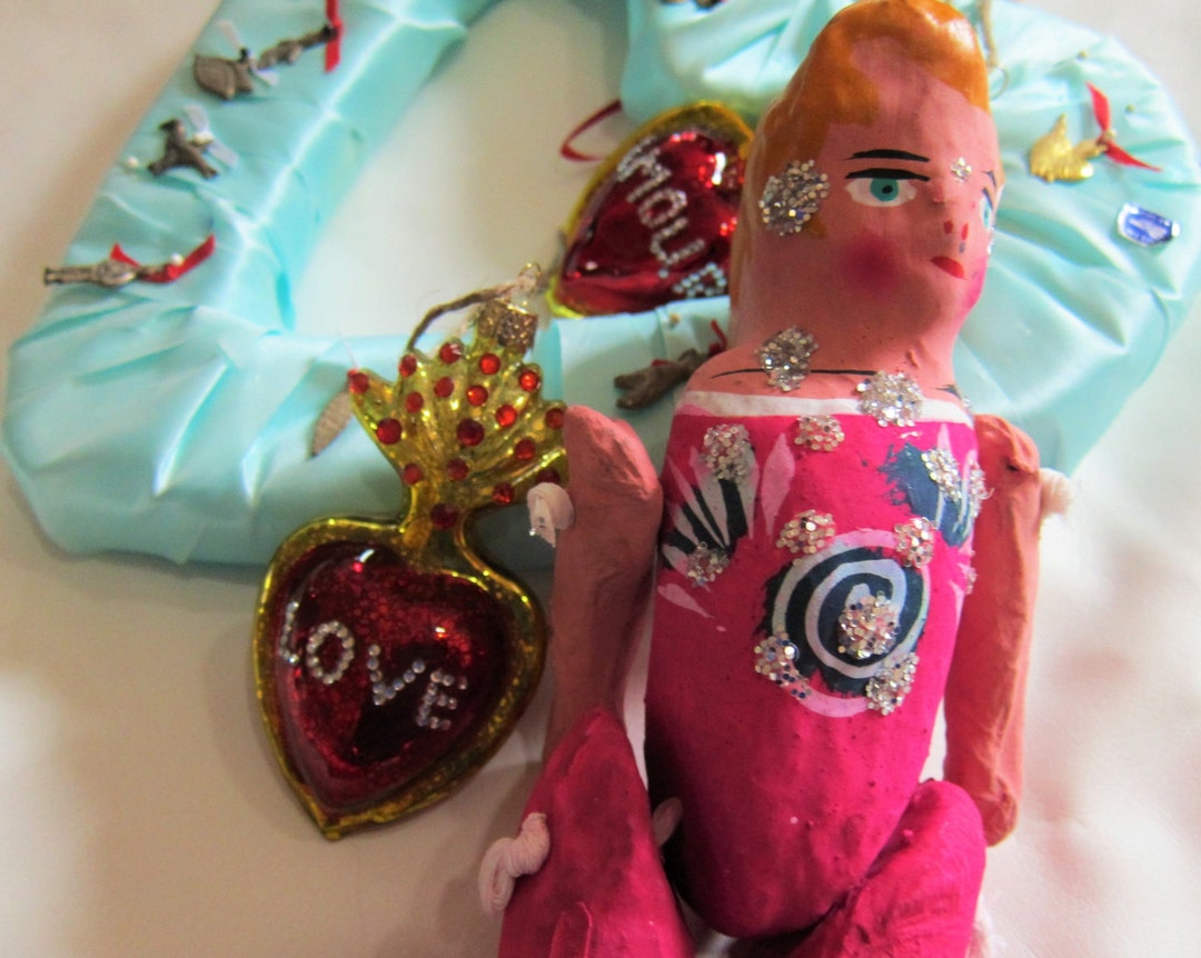Sacred Heart Milagro Valentine LOVE Ornament - Etsy