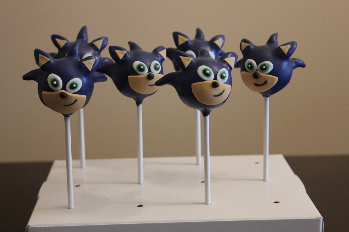Sonic the Hedgehog Themed Gourmet Cake Pops - Etsy