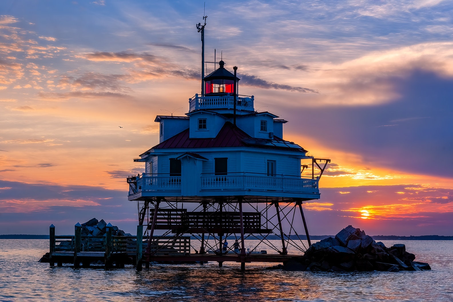 Large Wall Art thomas Point Lighthouse Chesapeake - Etsy