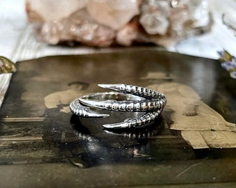 Raven Claw Ring | Etsy