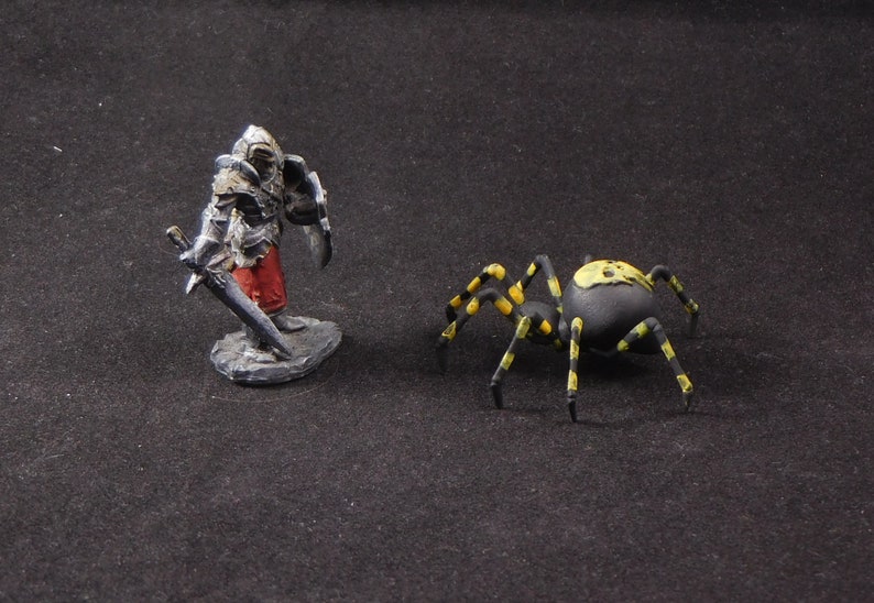28mm Scale Giant Crouching Spider Miniature - Etsy