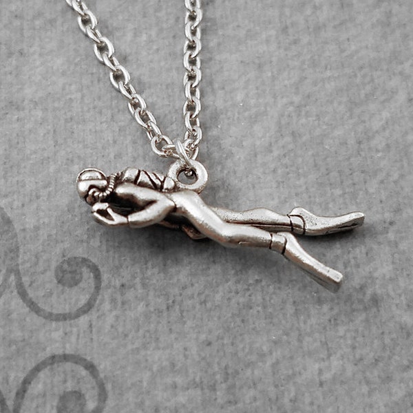 Diving Necklace - Etsy UK