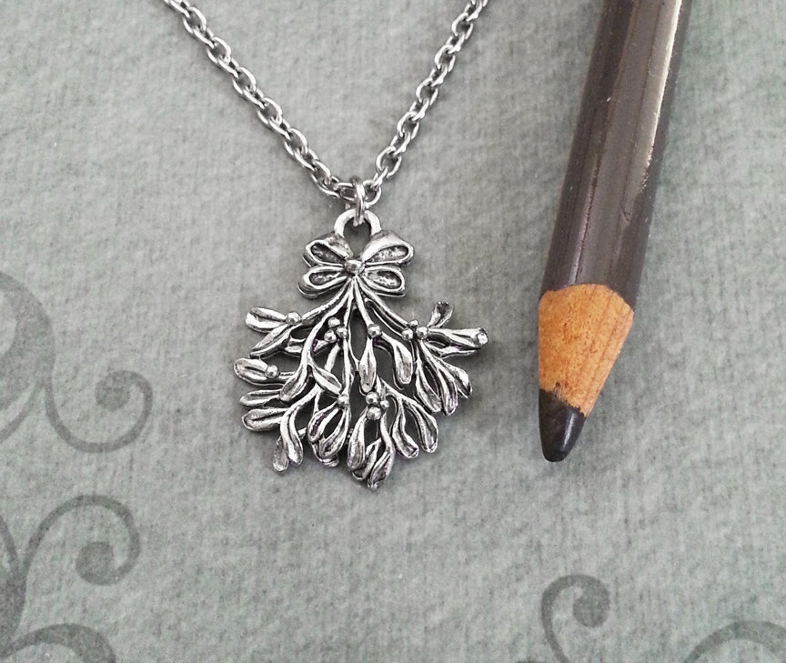 Mistletoe Necklace Misletoe Jewelry Christmas Jewelry Stocking - Etsy