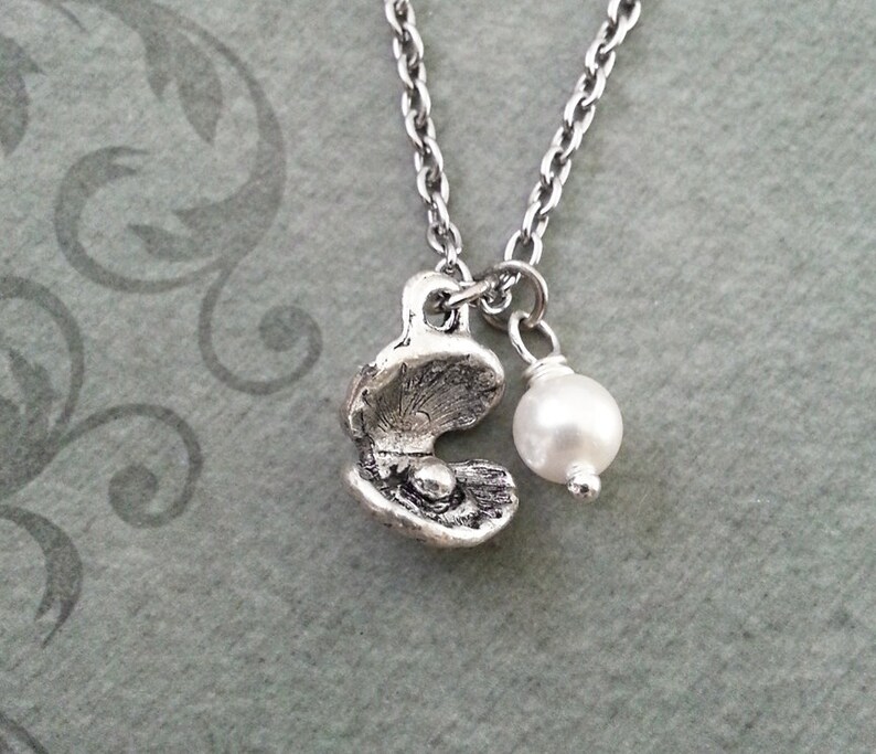 Oyster Necklace VERY SMALL Pearl Necklace Clam Necklace World - Etsy