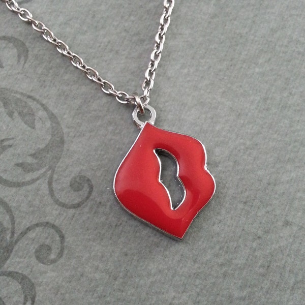 Red Lips Necklace - Etsy