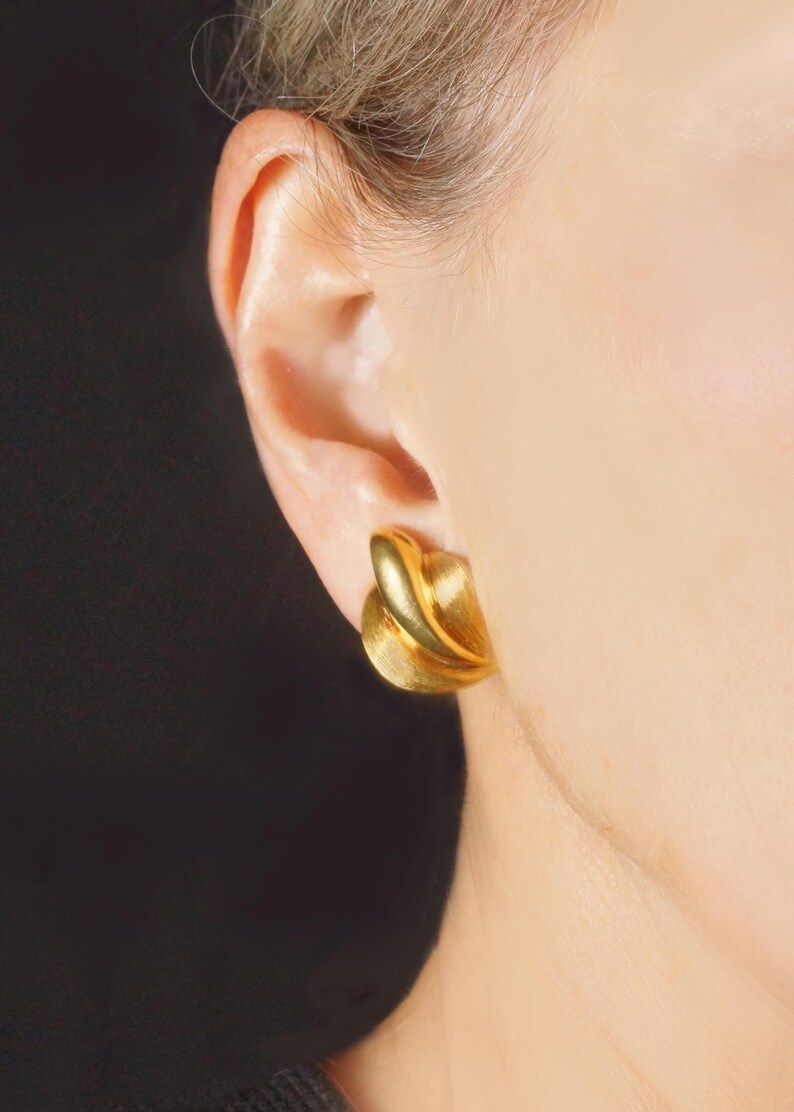 Henry Dunay 18ct Gold Flame Leaf Earrings Vintage 1970s in Original ...