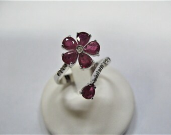 Ruby flower ring | Etsy