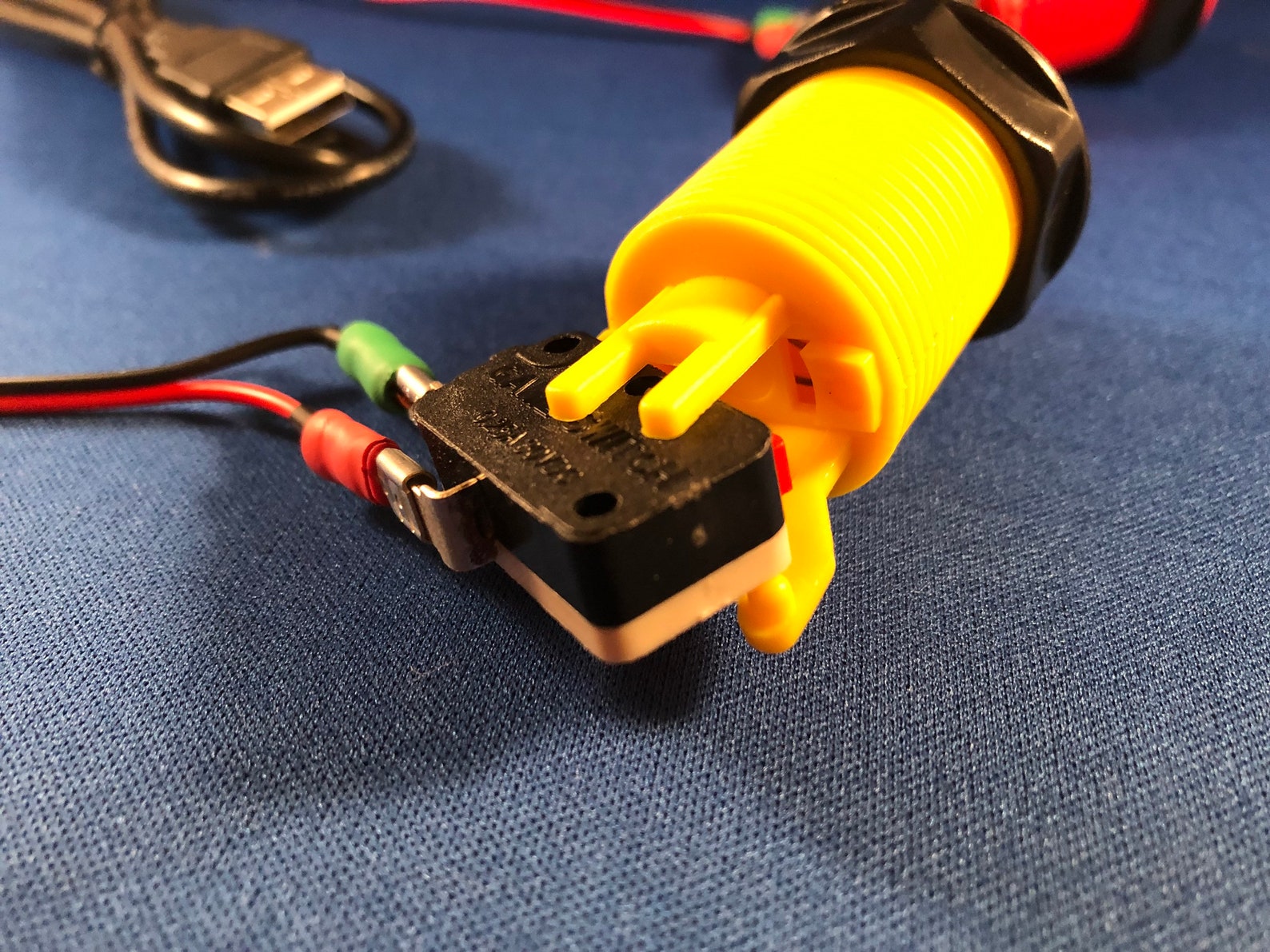 USB Arcade Style Button With USB Cable | Etsy