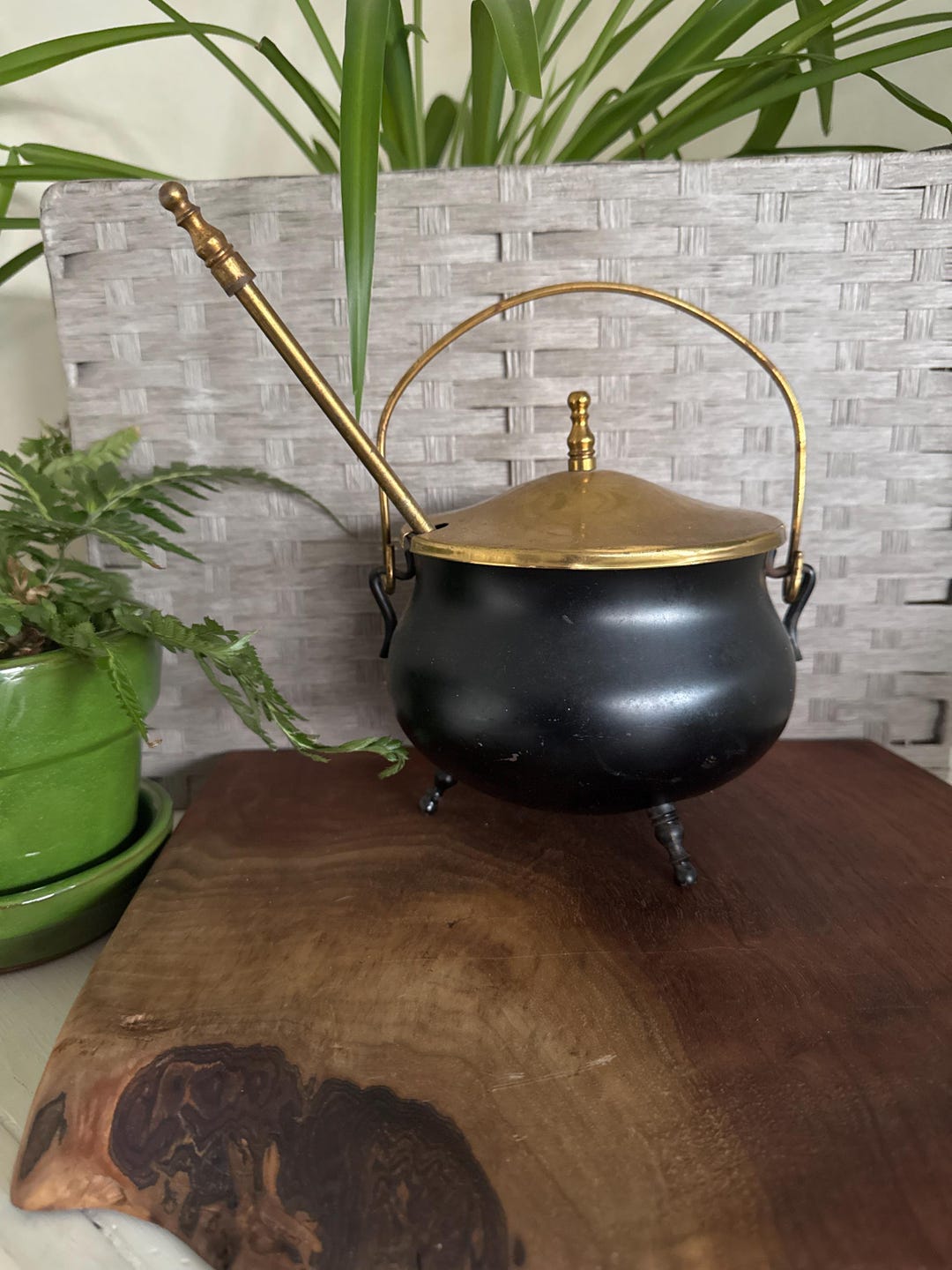 Vintage Black and Brass Cauldron With Lid and Torch | Magic | Set ...