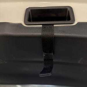 Liftgate Hatch Pull Assist Strap | SUV | Hatchback | Subie | for Short ...