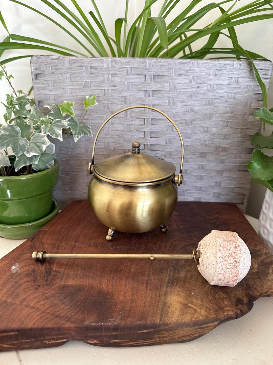 Vintage Cauldron With Handle Lid and Torch | Fire Pot | Witch and ...