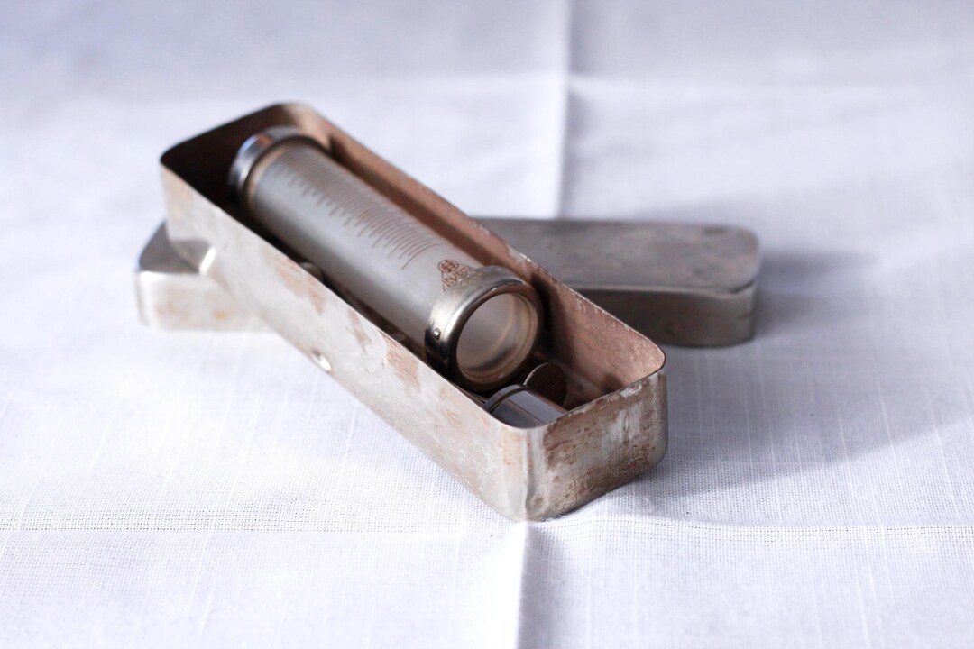 Vintage Syringe in Container - Syringe With Needles - Medical ...