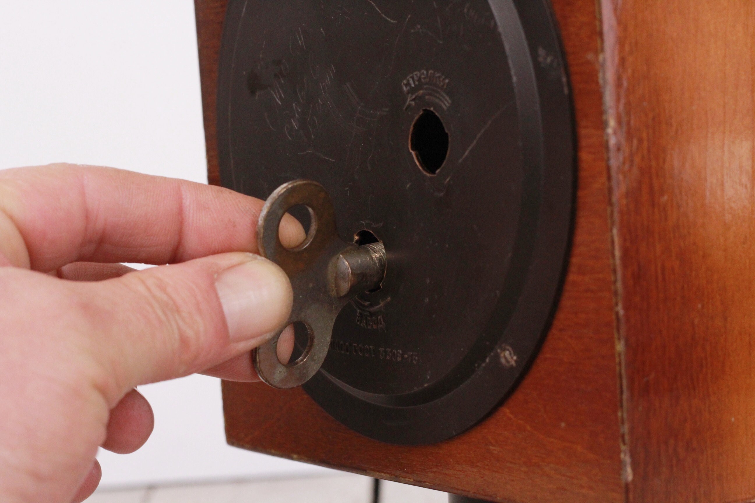 Vintage Mechanical Clock Vesna Clock With Key USSR Working | Etsy