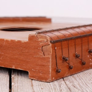 Handmade 15-string Zither: Vintage Wooden Instrument - Etsy
