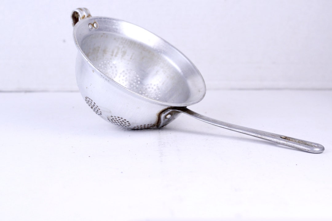 1950s Small Aluminum Colander - Etsy