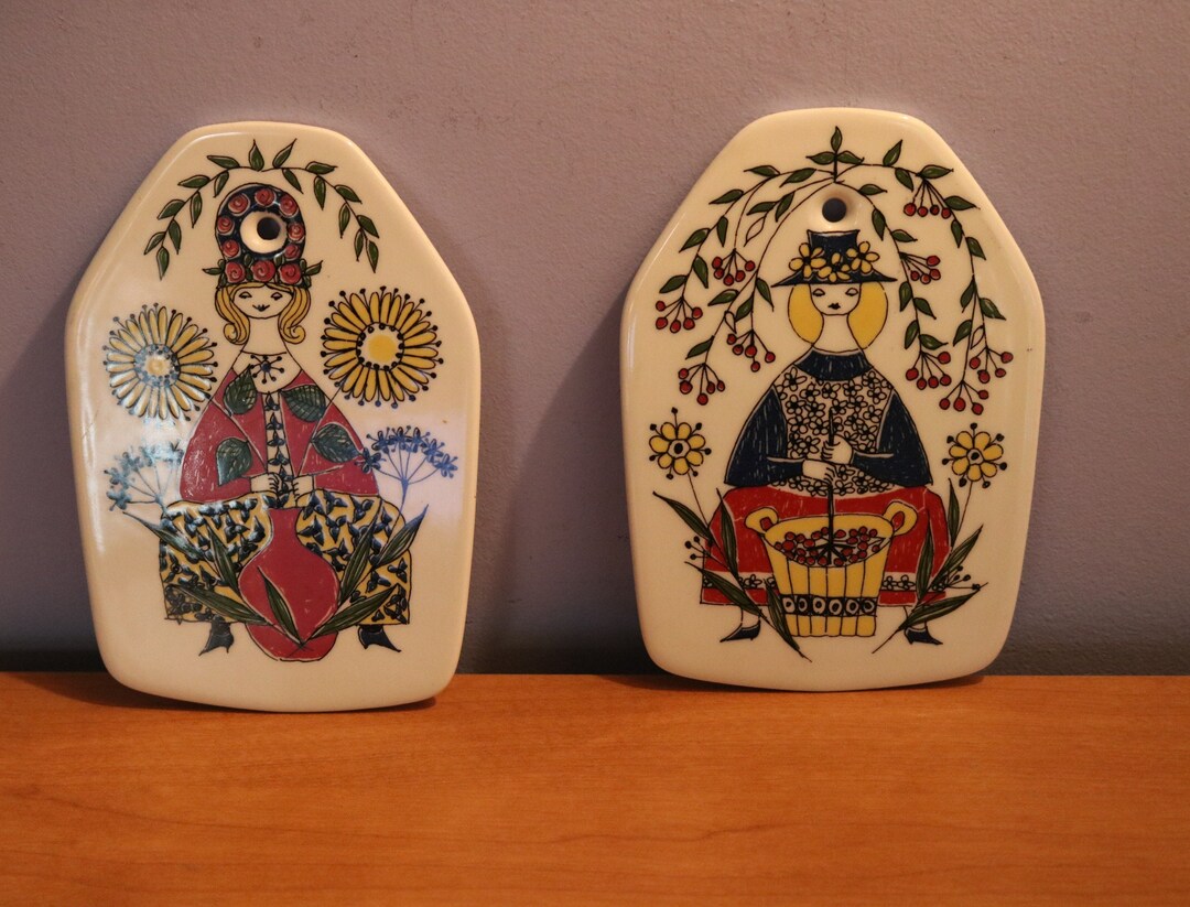 Figgjo Stavangerflint Norway. Trivets by Turi Gramstad Oliver. Two ...