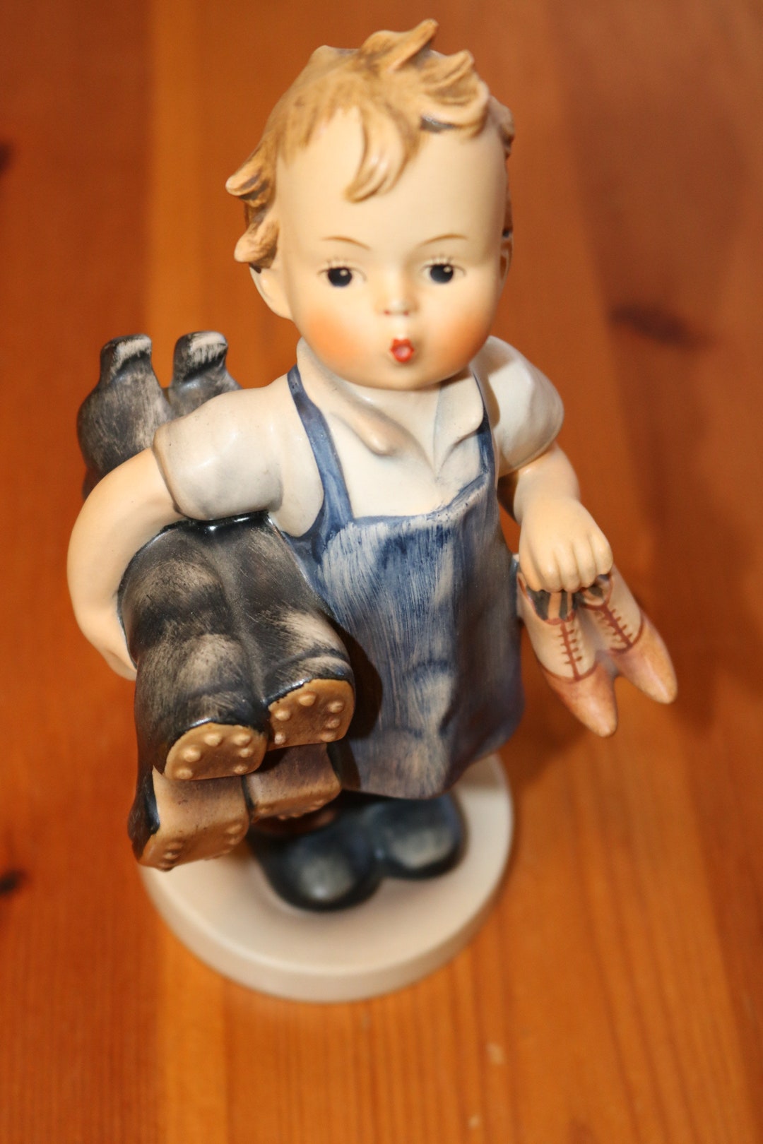 LARGE Hummel Figurine #143/1, Girl With Boots and Shoes West Germany - Etsy