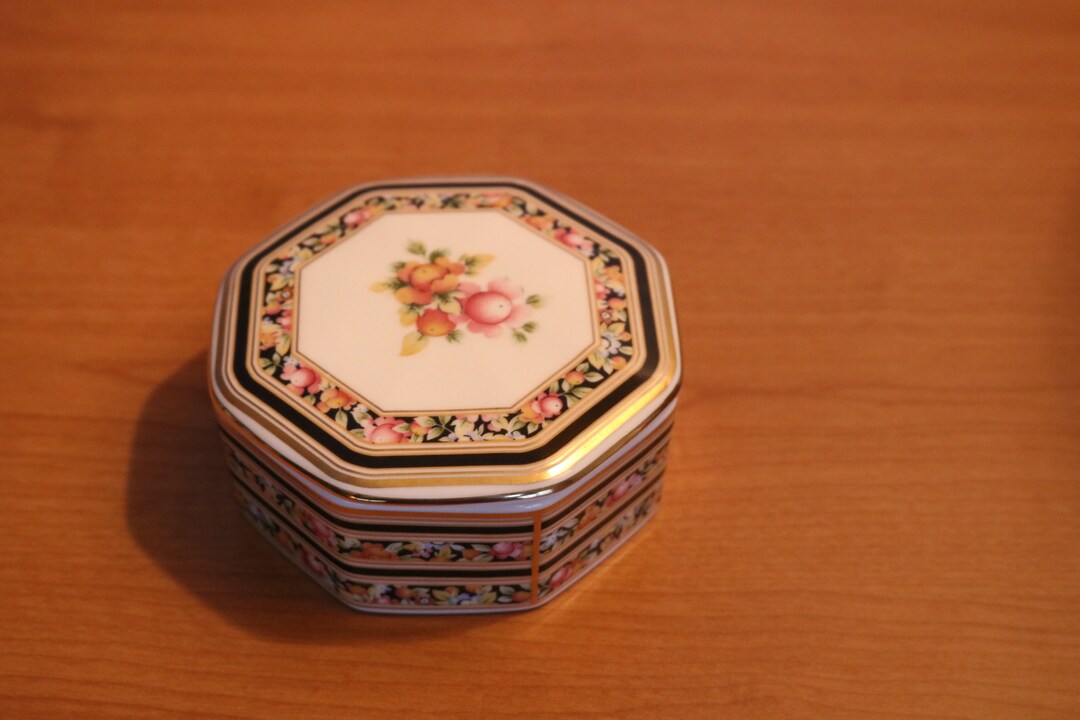 Octagonal Box & Lid Clio by WEDGWOOD - Etsy
