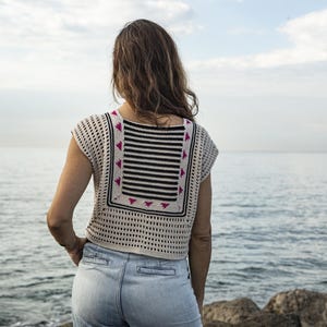 Coco Boxy Top Crochet Pattern, Tapestry, All Sizes, Intarsia, PDF ...