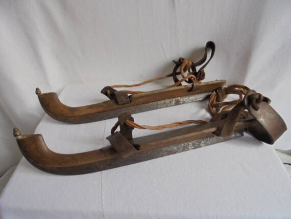 Vintage Dutch skating with copper button/Frisian by runners/ca | Etsy