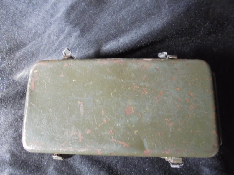 Vintage Army Bandage Box With Contents / Red Cross Box / First Aid ...