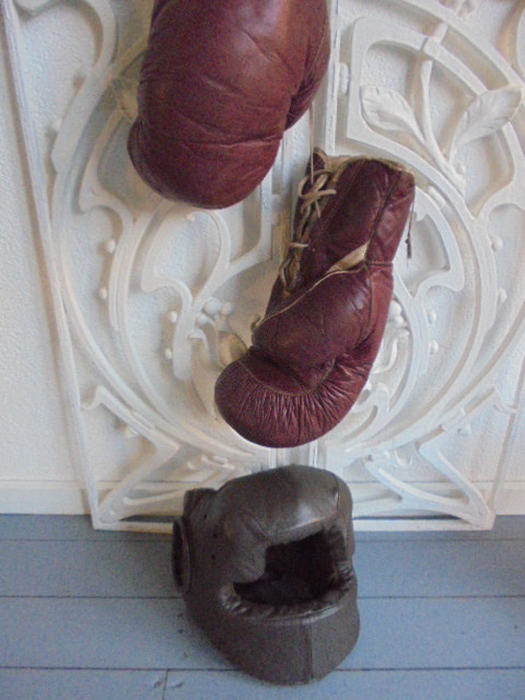 Vintage Leather Boxing Gloves Ca 1930 / Sports Gloves / With Training ...