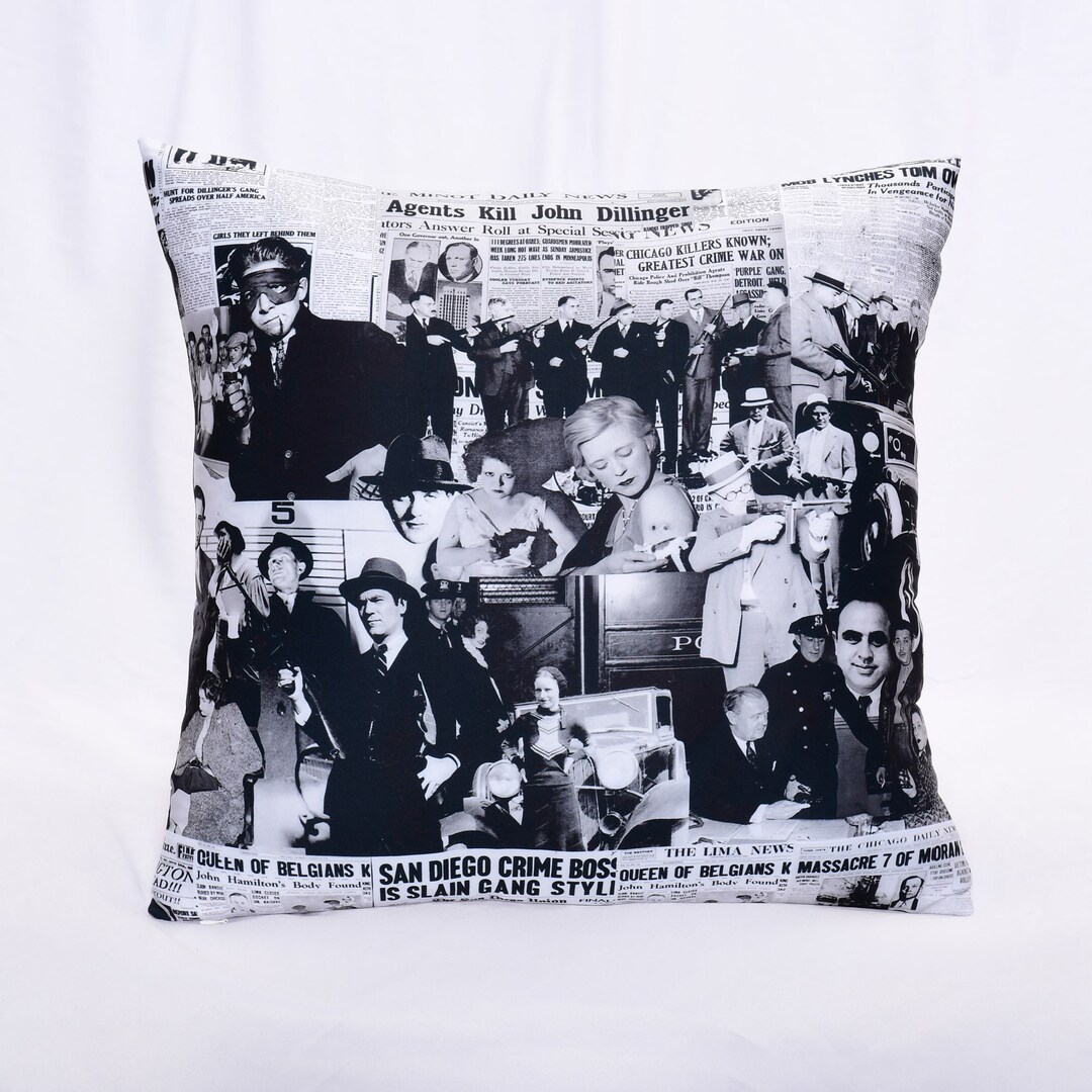1920s 1930s Old Hollywood Mob Newspaper Print Black and White Throw ...