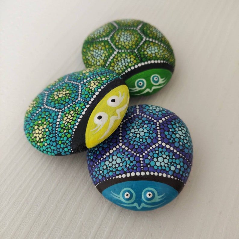 Set of 2 Dot Art Turtles Painted Stones Fairy Garden Gift | Etsy