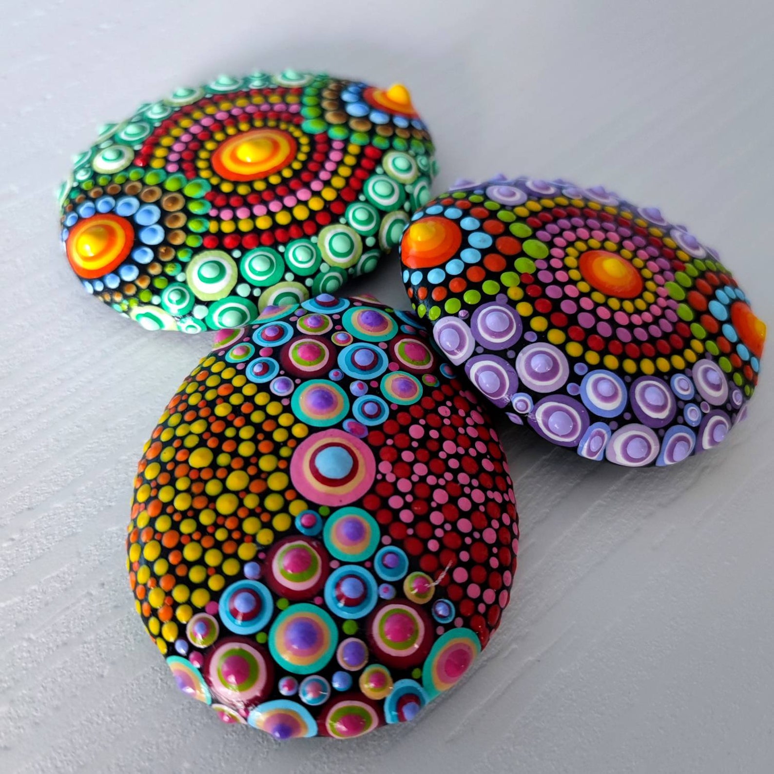 Easter Egg on Rock, Easter Rock Decoration, Happy Easter Gift, Dotart ...