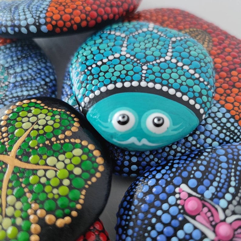 Set of 2 Dot Art Turtles Painted Stones Fairy Garden Gift | Etsy
