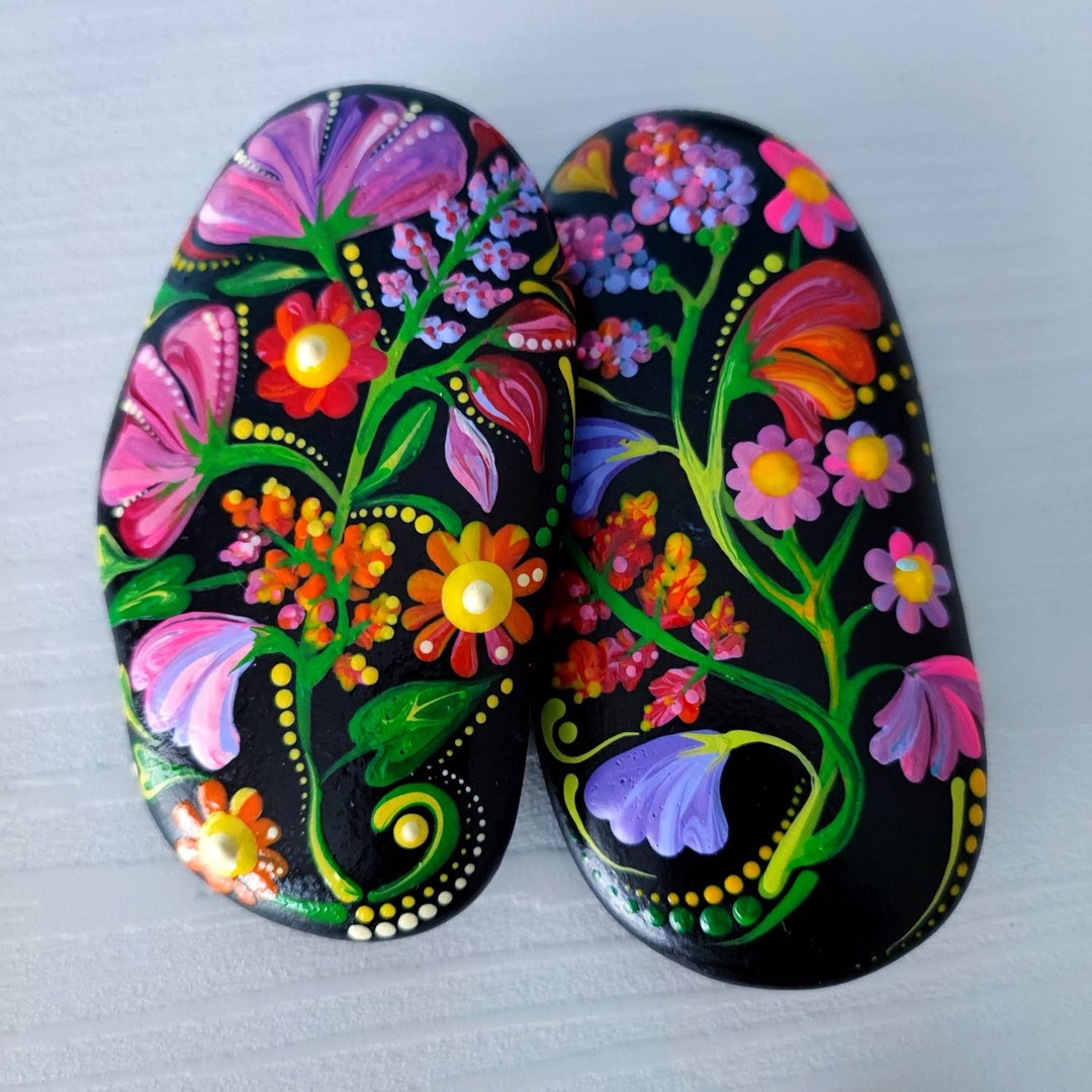 Set of 2 Big Flower Painted Stones, Folk Art Flowers, Flowers With ...