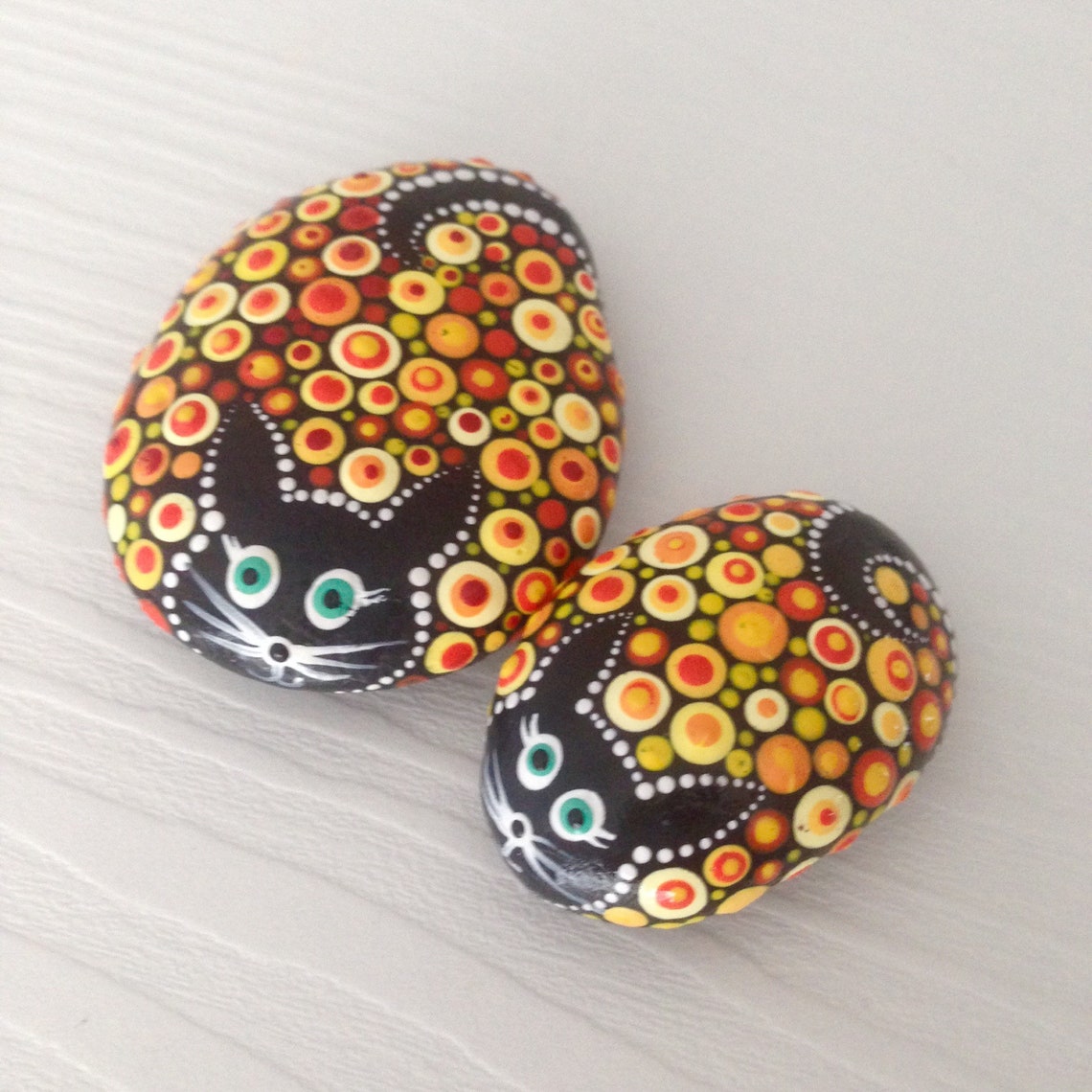 Set of 2 Cats Painted on a Stone Mamma and a Baby Cat Fairy | Etsy