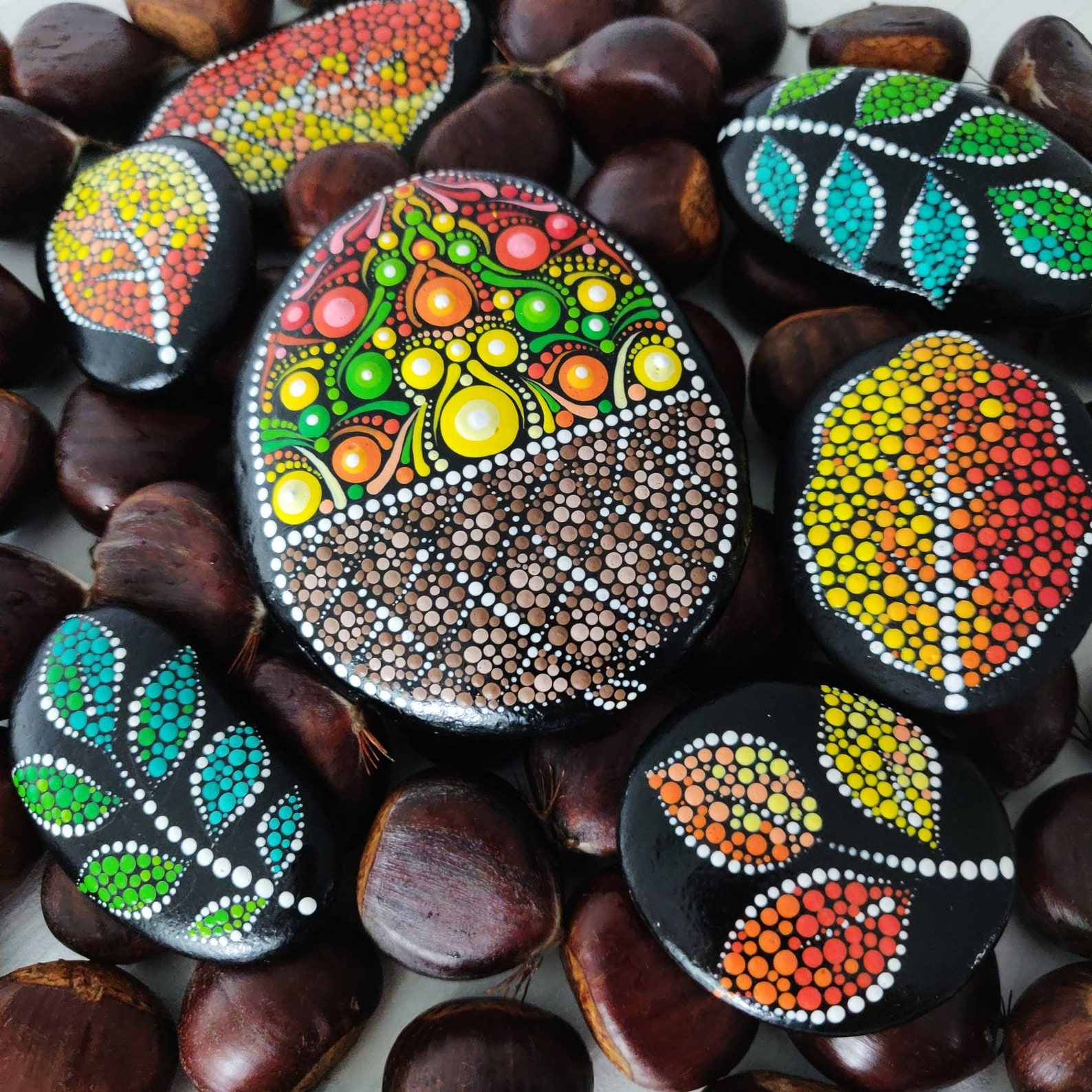 Dot Art Acorn on a Stone Acorn on a Rock Autumn Decoration - Etsy