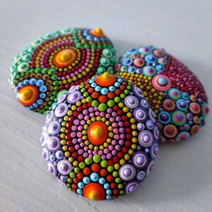 Easter Egg on Rock, Easter Rock Decoration, Happy Easter Gift, Dotart ...